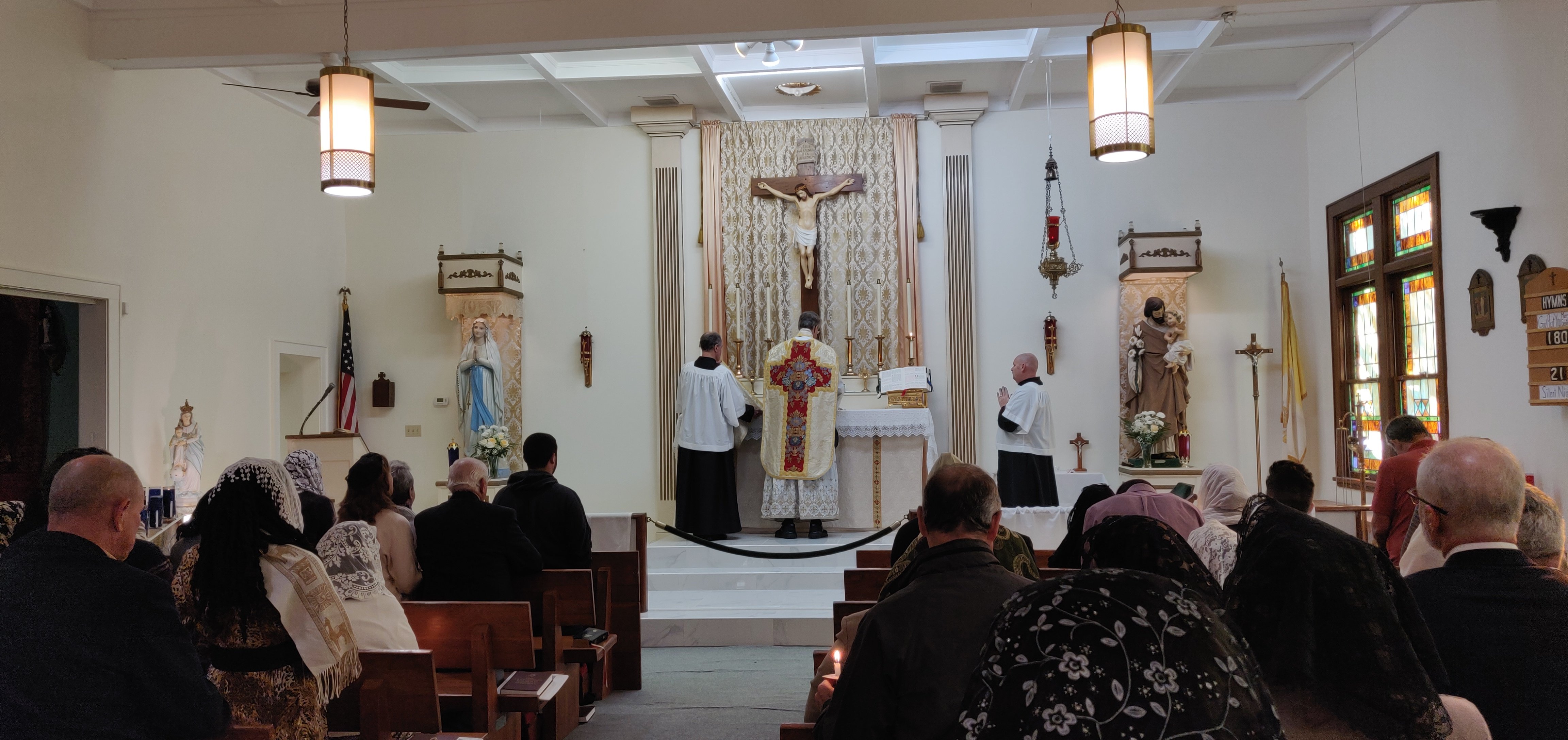 My 1st SSPX Latin Mass, with Candlelight service | Catholic Kermit